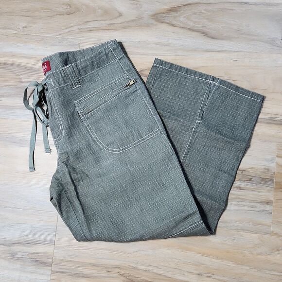 BeBop | Pants & Jumpsuits | Vintagebebop Olive Green Capri Pants ...